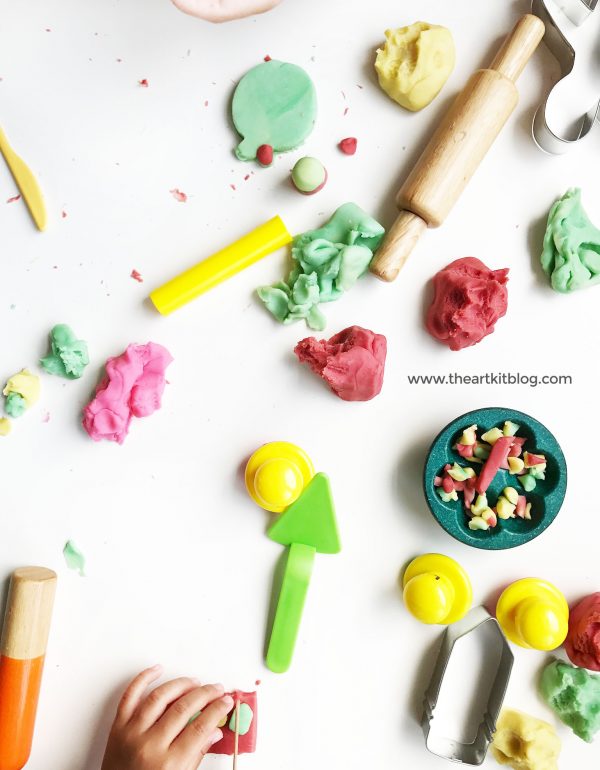 Back to School Playdough Invitation to Play - The Art Kit