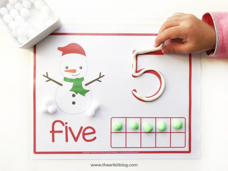 Snowman Playdough Mats {Free Printables} - The Art Kit