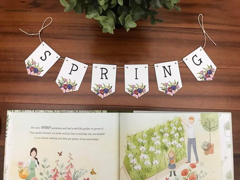Cute Spring Banner with Flowers {FREE PRINTABLE!} - The Art Kit