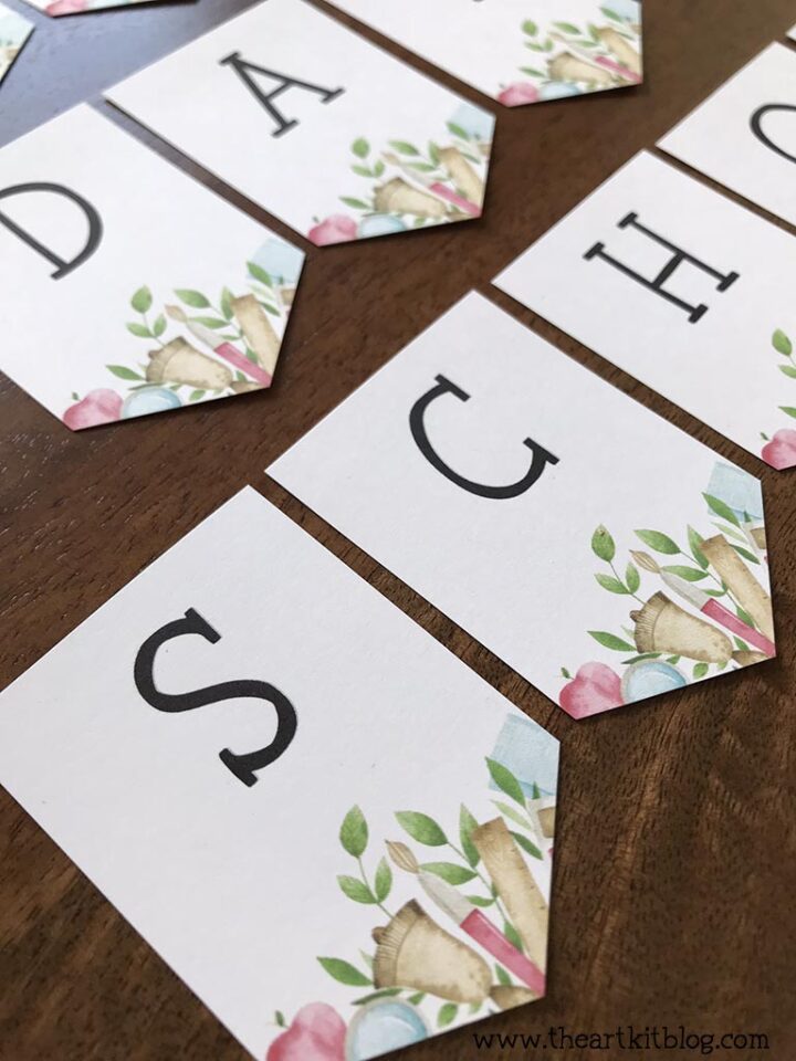 First Day of School Banner {FREE PRINTABLE DOWNLOAD!} AND HUGE GIVEAWAY ...