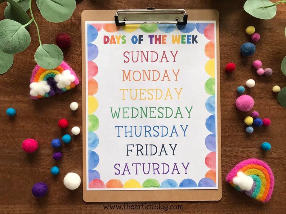 Days of the Week Chart: Rainbow Style {FREE Printable Download!} - The ...