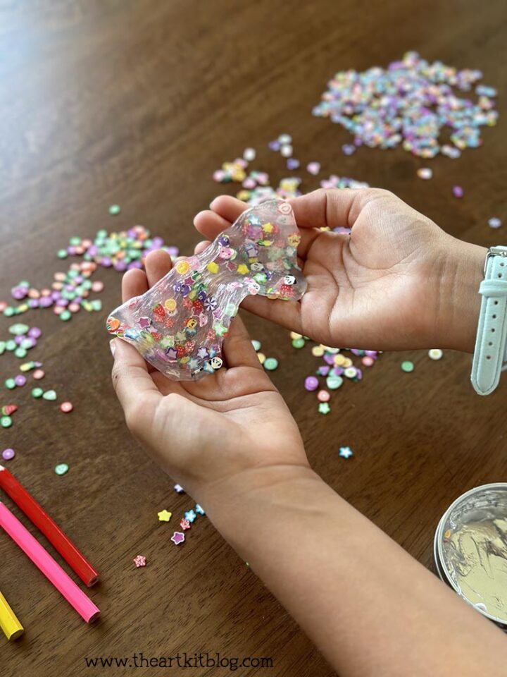 Mixed by Me - Hide Inside: Crazy Aaron's Thinking Putty Activity Kit ...