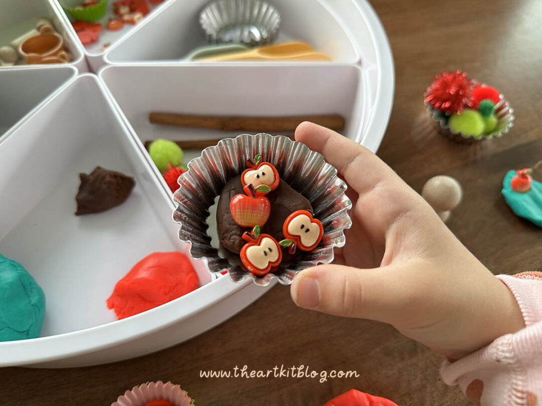 How to Make Cinnamon Apple Playdough – Perfect Fall Activity for Kids ...