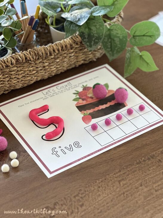 Strawberry Cake 10 Frame Playdough Mats! FREE Printable! - The Art Kit