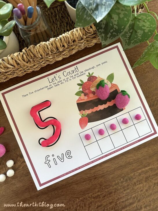 Strawberry Cake 10 Frame Playdough Mats! FREE Printable! - The Art Kit