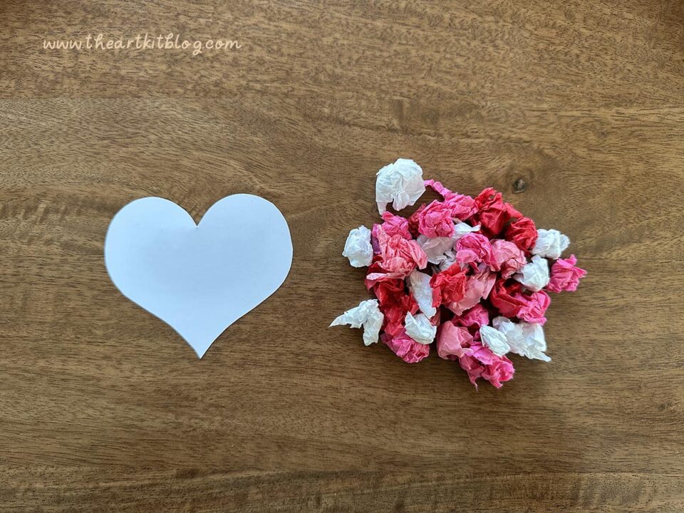 Cute Heart Paper Craft {With Free Printable Template} - The Art Kit