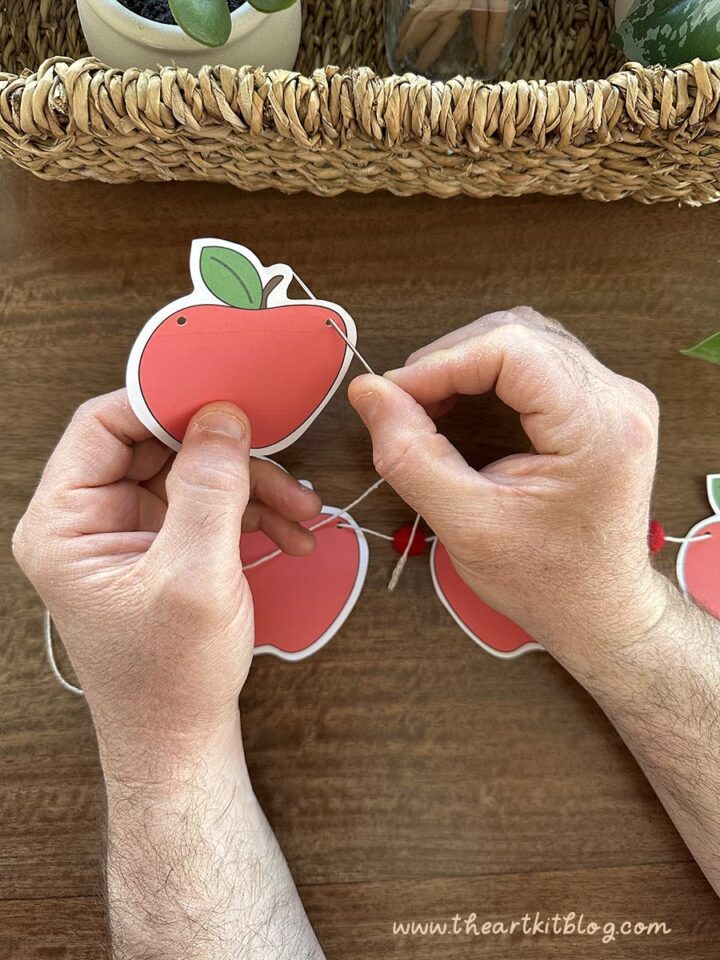 Apple Banner - Free Printable - The Art Kit