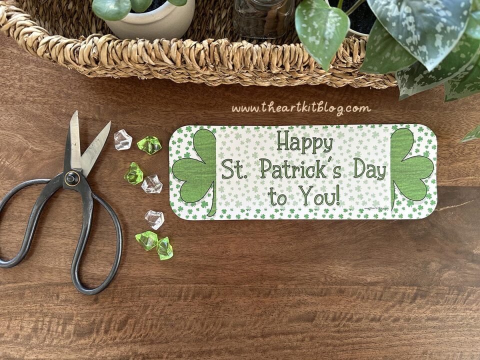 Happy St. Patrick's Day Accordion Fold Card! {FREE PRINTABLE!} - The ...