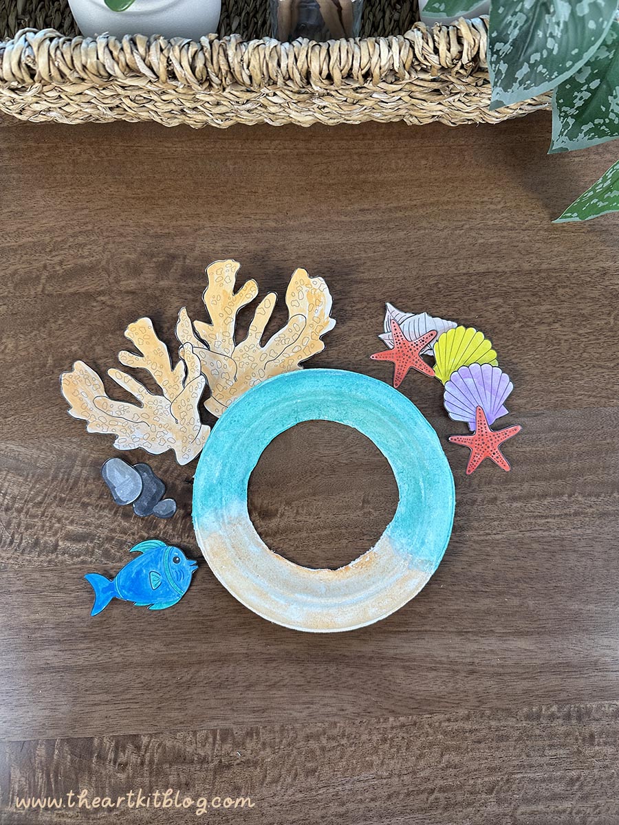 Ocean Paper Plate Wreath (Free Printable) - The Art Kit